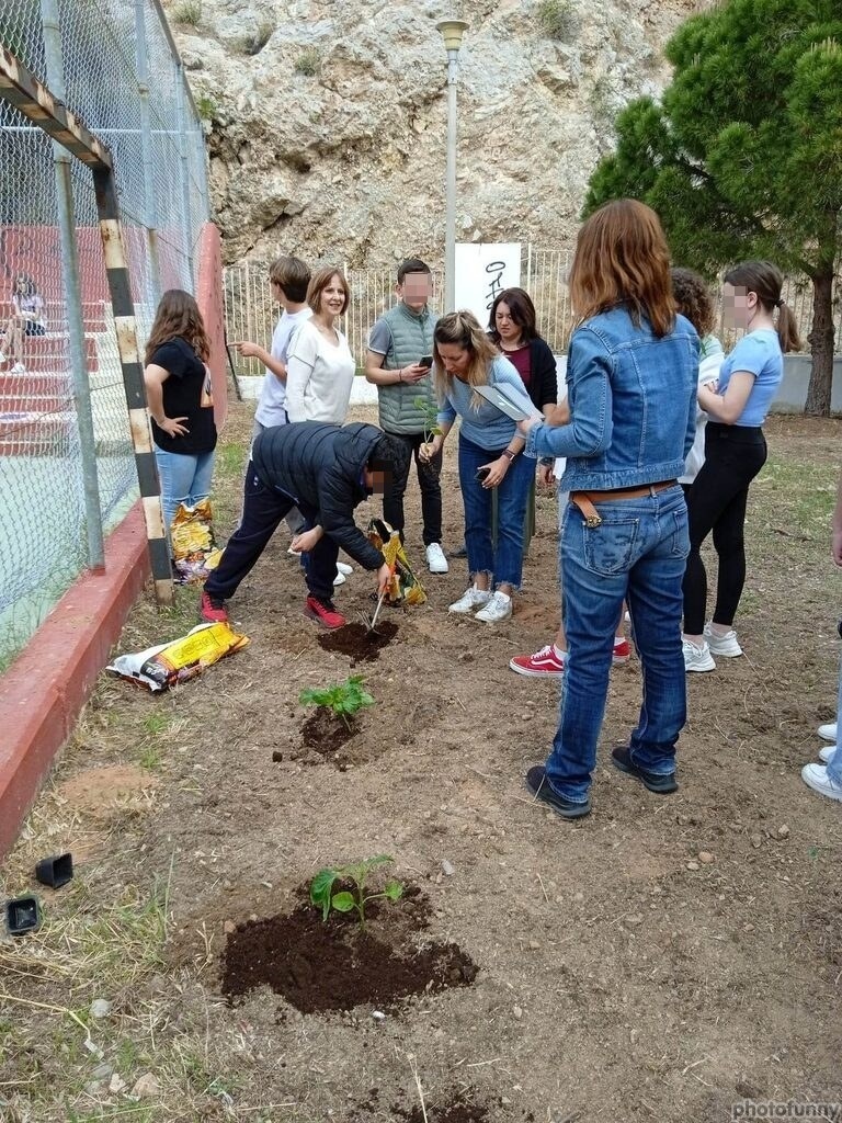 ΟΙ ΜΑΘΗΤΕΣ ΤΟΥ 1ου ΓΥΜΝΑΣΙΟΥ ΚΕΡΑΤΣΙΝΙΟΥ & Η ΥΠΗΡΕΣΙΑ ΠΡΑΣΙΝΟΥ ...