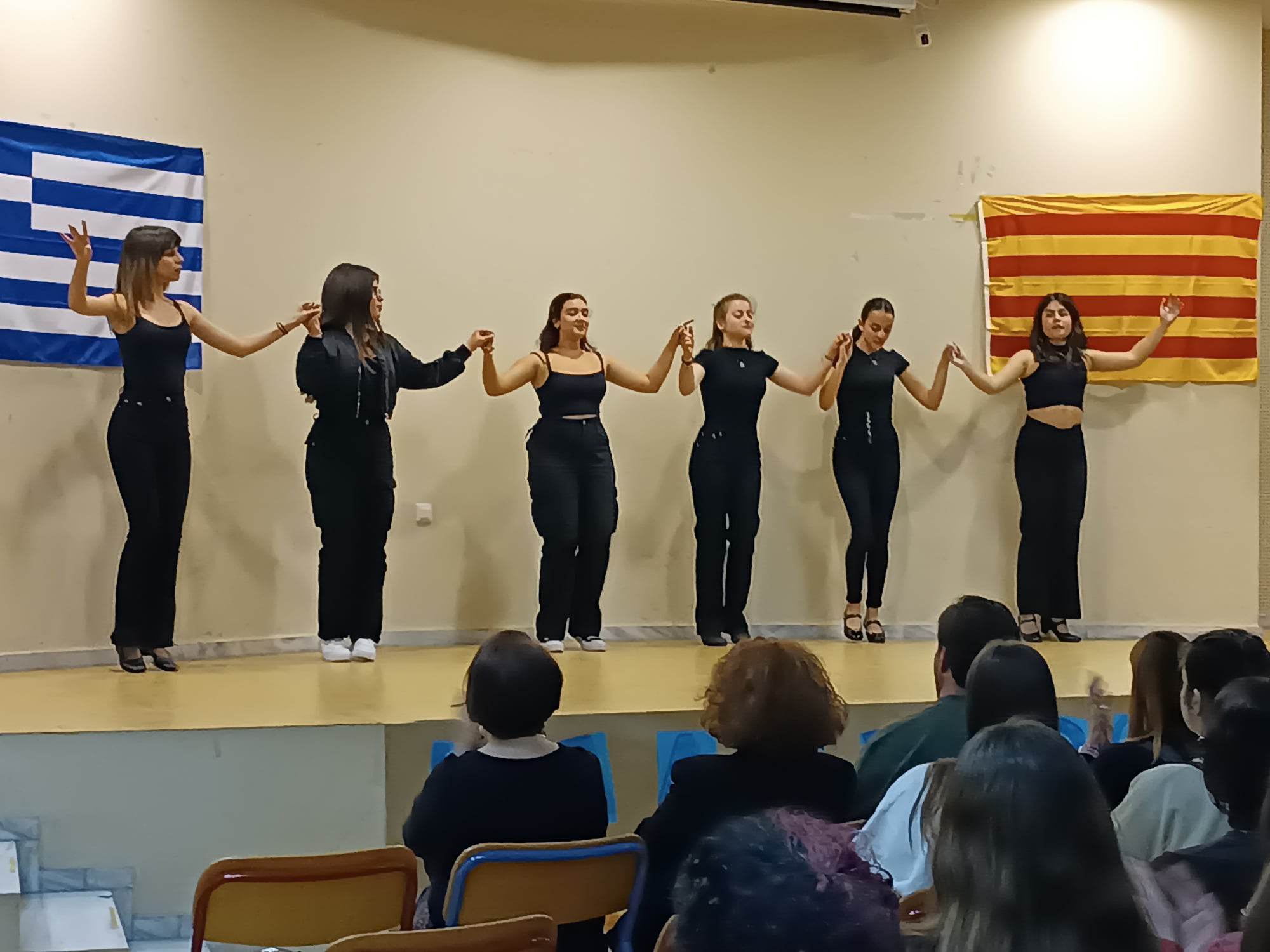 ΕΚΔΗΛΩΣΗ ΥΠΟΔΟΧΗΣ ΚΑΤΑΛΑΝΩΝ ΜΑΘΗΤΩΝ ΑΠΟ ΤΟ 1Ο ΓΕΛ ΚΕΡΑΤΣΙΝΙΟΥ & ΤΟ 4ο ...